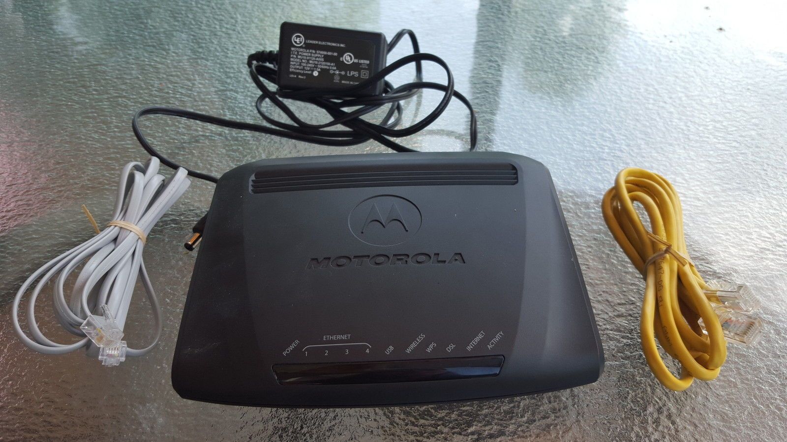 Motorola model 2247 N8 PC MAC DSL modem USB ethernet internet wireless ...